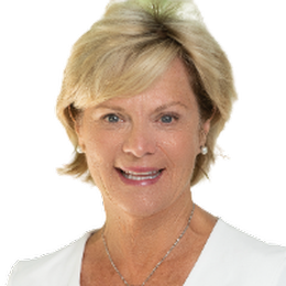 Brenda McIntyre | Traded Profile